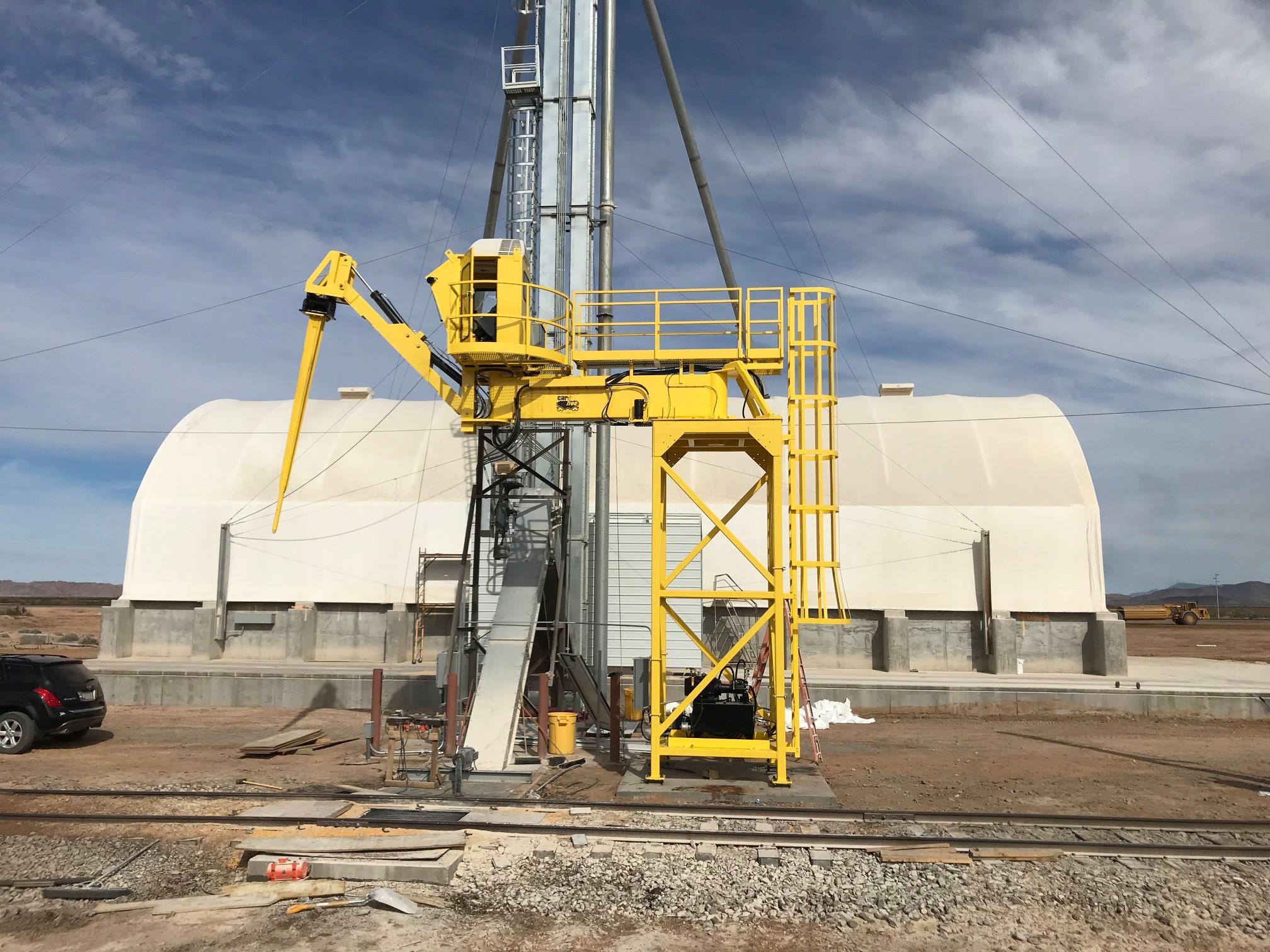 Mastering Railcar Unloading with the DDG Carhoe - Sarka Conveyor ...